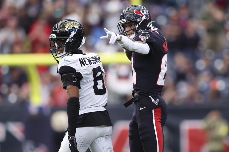 Eye of the Cyclones: Higgins and Noel Week 10 Review