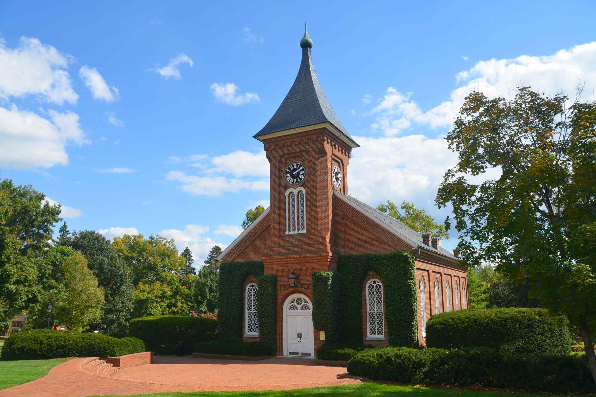 This Virginia Mountain Town Has a Drive-in Movie Theater, Quaint Inns ...