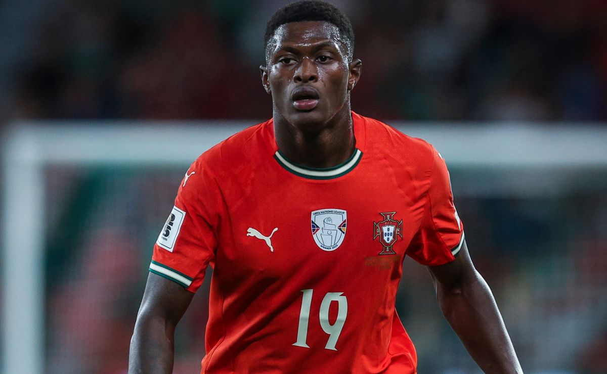 Why is Nuno Mendes not playing today for Portugal against Ireland in ...