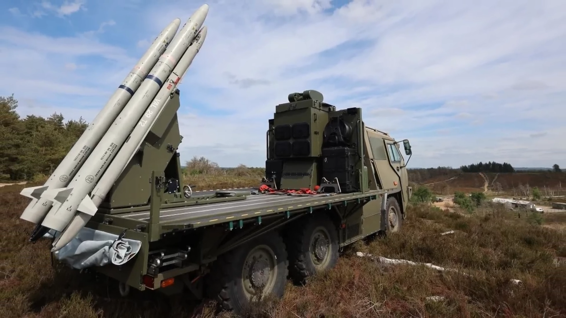 UK’s SECRET Weapon in Ukraine: The RAVEN FrankenSAM Revealed