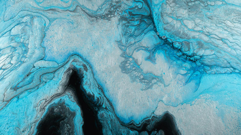 Space dust on the seafloor helps solve a 30,000 year Arctic puzzle