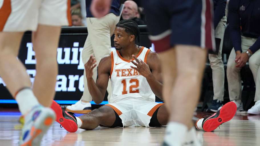 Texas Longhorns Veteran Guard Quickly Becoming Valuable Go-To Scorer