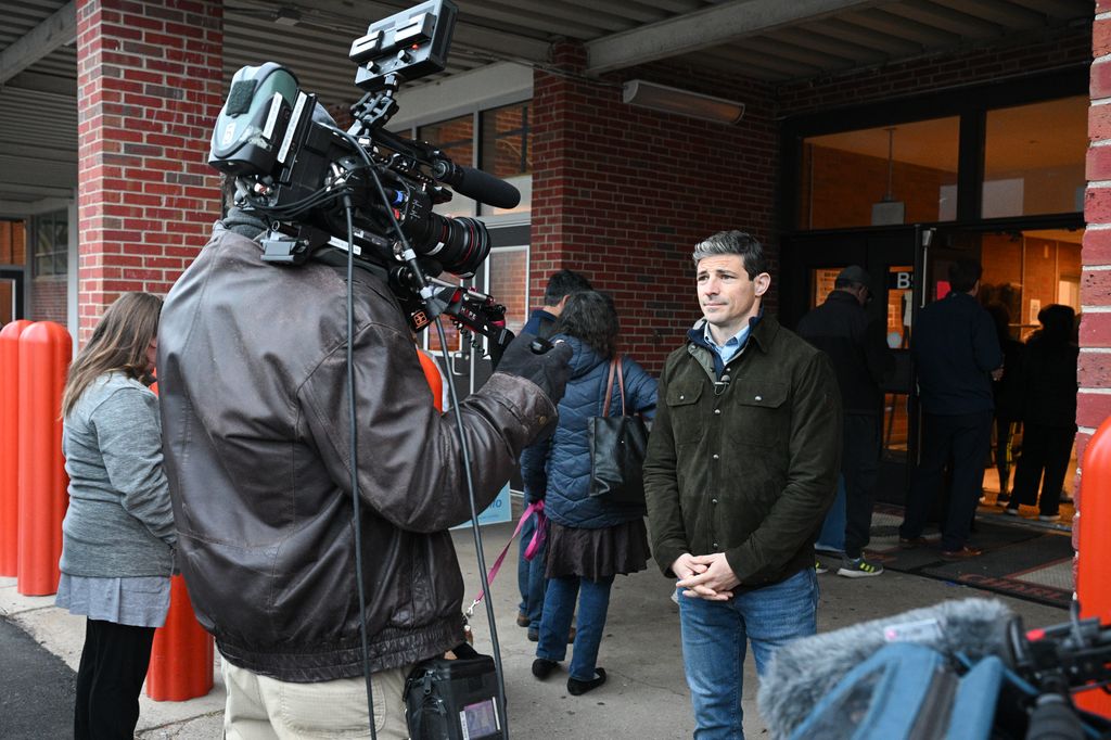 Inside ABC reporter Matt Gutman's personal and professional life ...