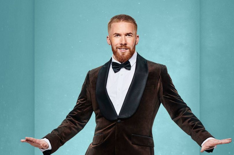 Strictly Come Dancing's Neil Jones heartbroken as he announces father's ...