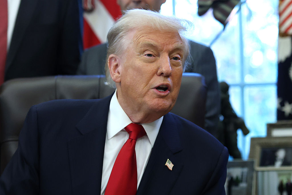 ‘Better Than Smelling His Full Diaper’: Trump Accused of Covering Up ...