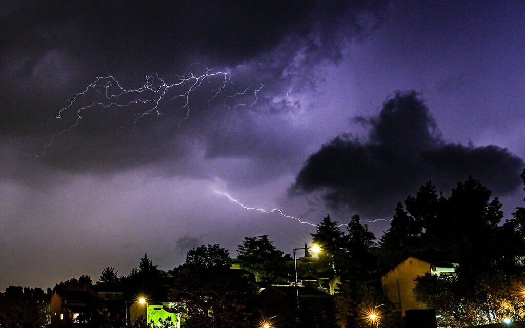 First rains, storms roll into Israel, ending record-breaking hot start ...