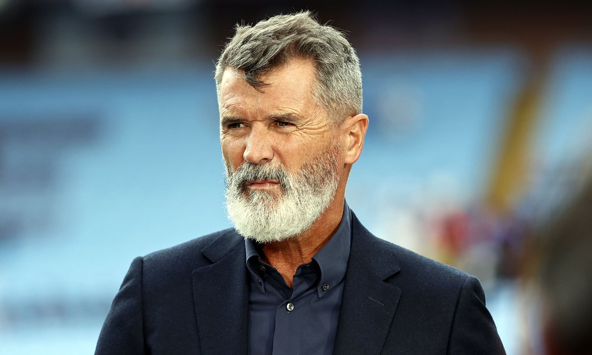 Roy Keane shares hilarious throwback teenage snap - as Man United ...