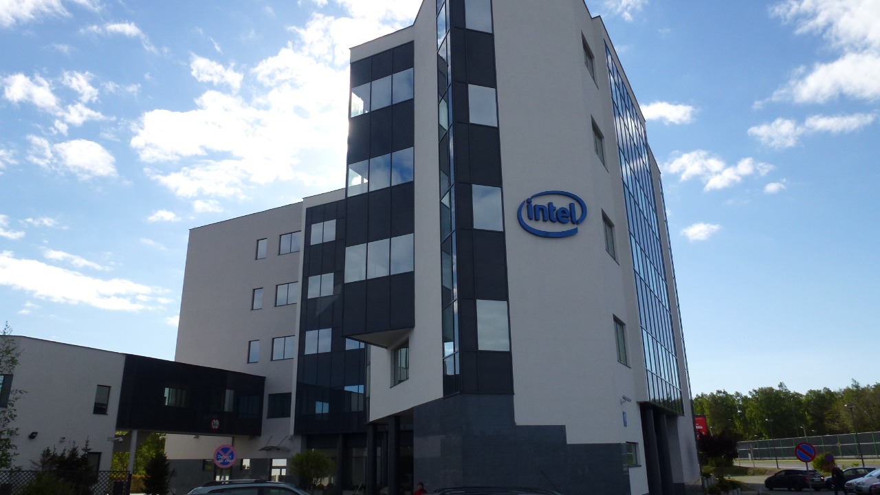 An ex Intel employee allegedly stole thousands of secret files