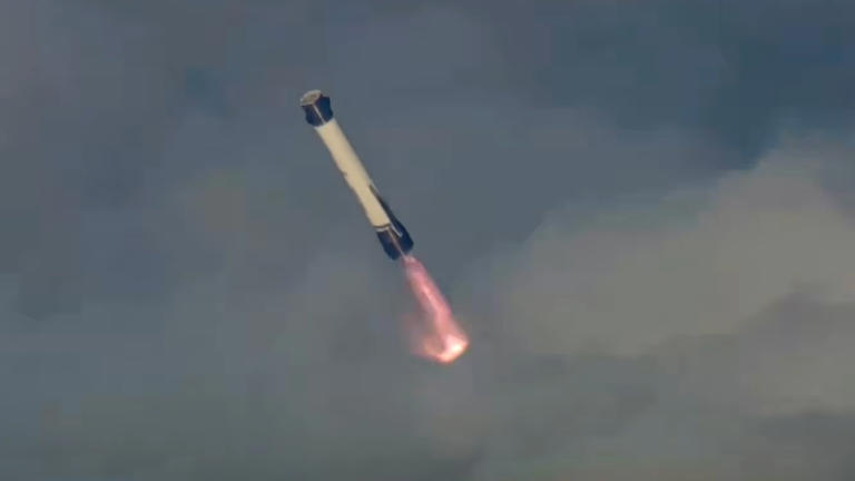 Watch: Jeff Bezos's Blue Origin lands building-sized rocket, second ...