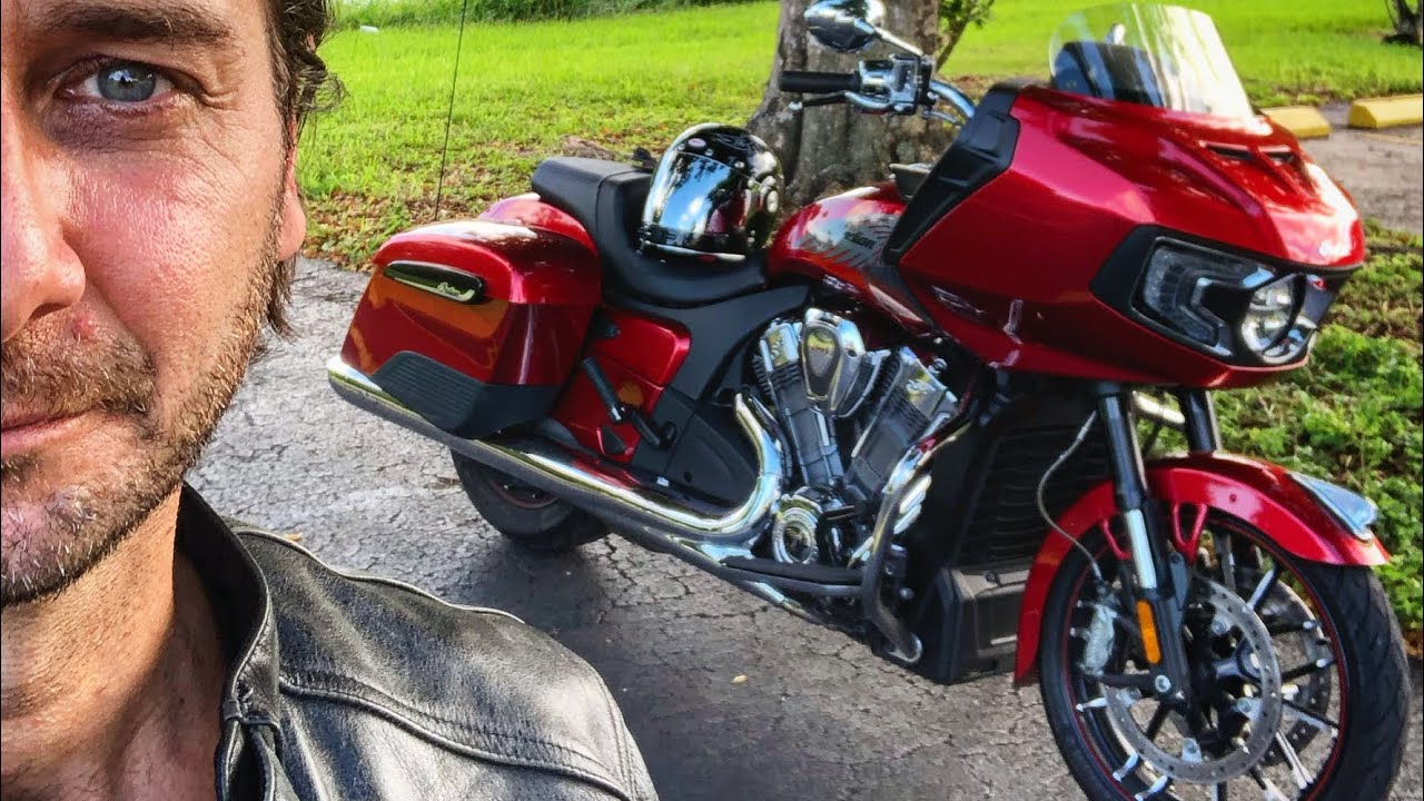 Indian Challenger Limited 2020... y un café