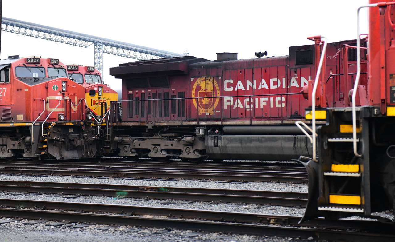 Canadian Pacific Kansas City Reaches Tentative Agreement With U.S ...