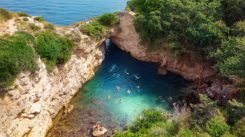 Italy's Hidden Natural Pools Offer A Pristine Swimming Oasis With ...