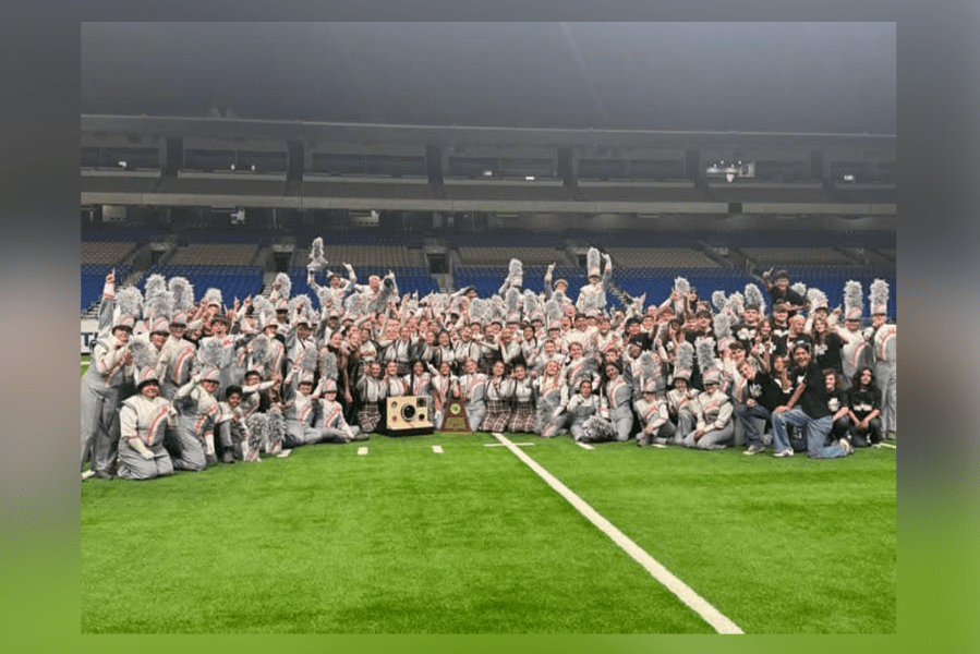 Mineola Yellowjackets marching band wins their fifth state championship ...