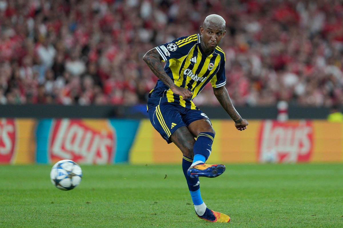 Anderson Talisca dividido entre Bahia e Corinthians para 2026