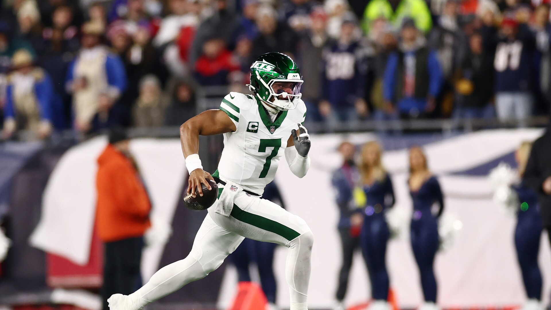 Justin Fields puts Jets up 7-0