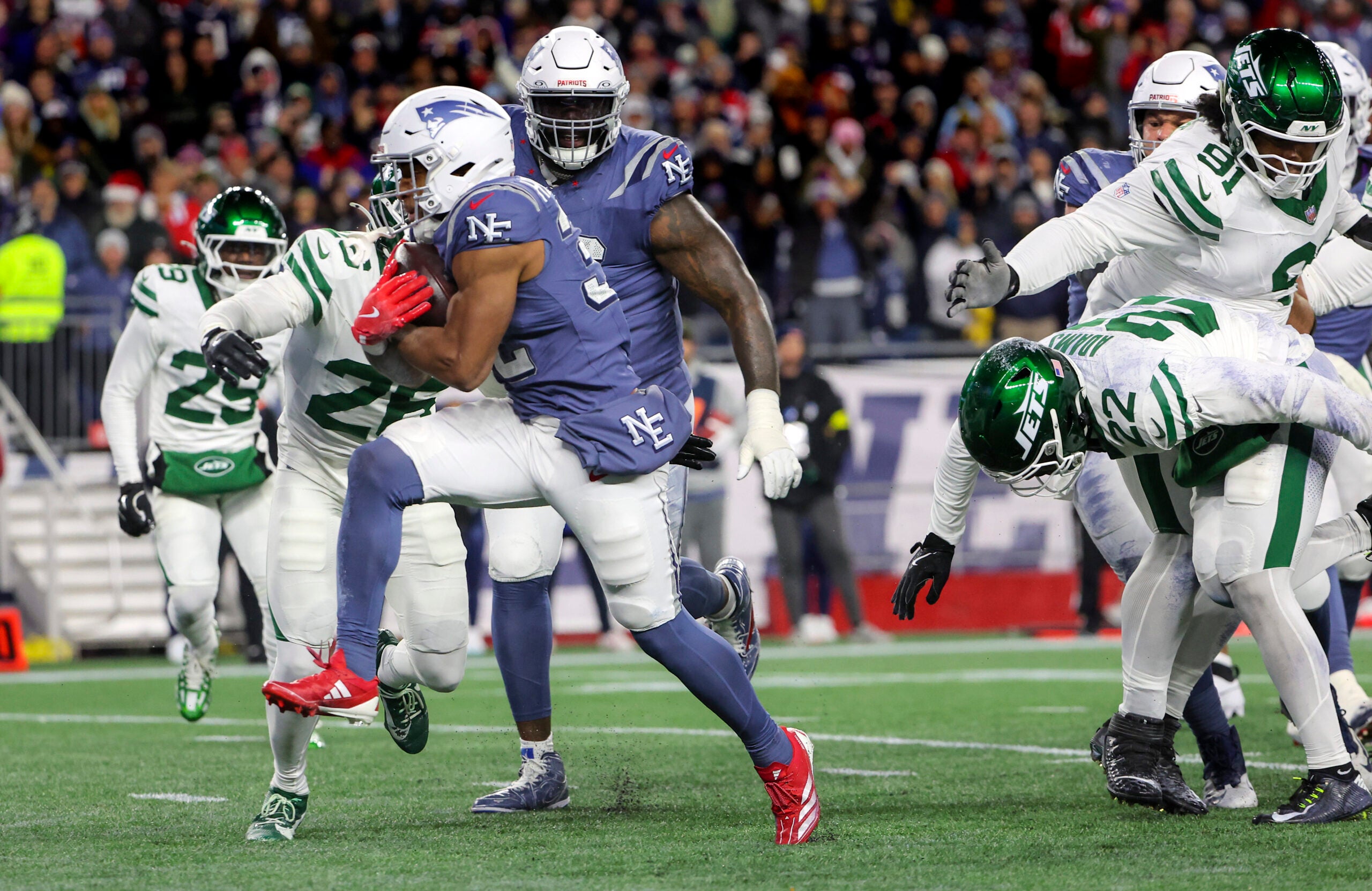 Patriots stock watch: Here’s who stood out and struggled in prime time ...