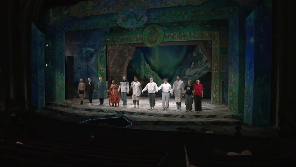 Theatre Cedar Rapids brings Frozen to the stage with large-scale production