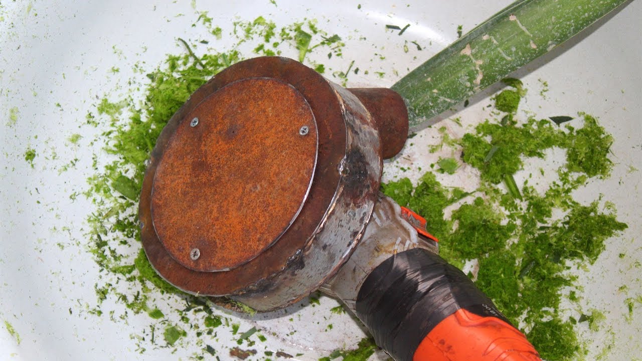 How to make a chaff cutter from an angle grinder at home