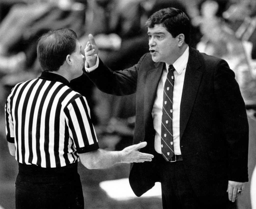 Kevin Mackey, who led Cleveland State to historic NCAA upset over ...