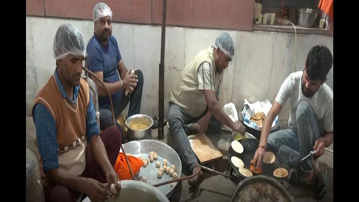 From Litti chokha to jalebi: BJP HQ in Delhi gears up for victory ...