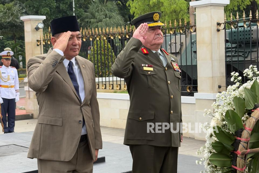 Menhan Sjafrie Terima Kunjungan Kepala Staf Gabungan Yordania