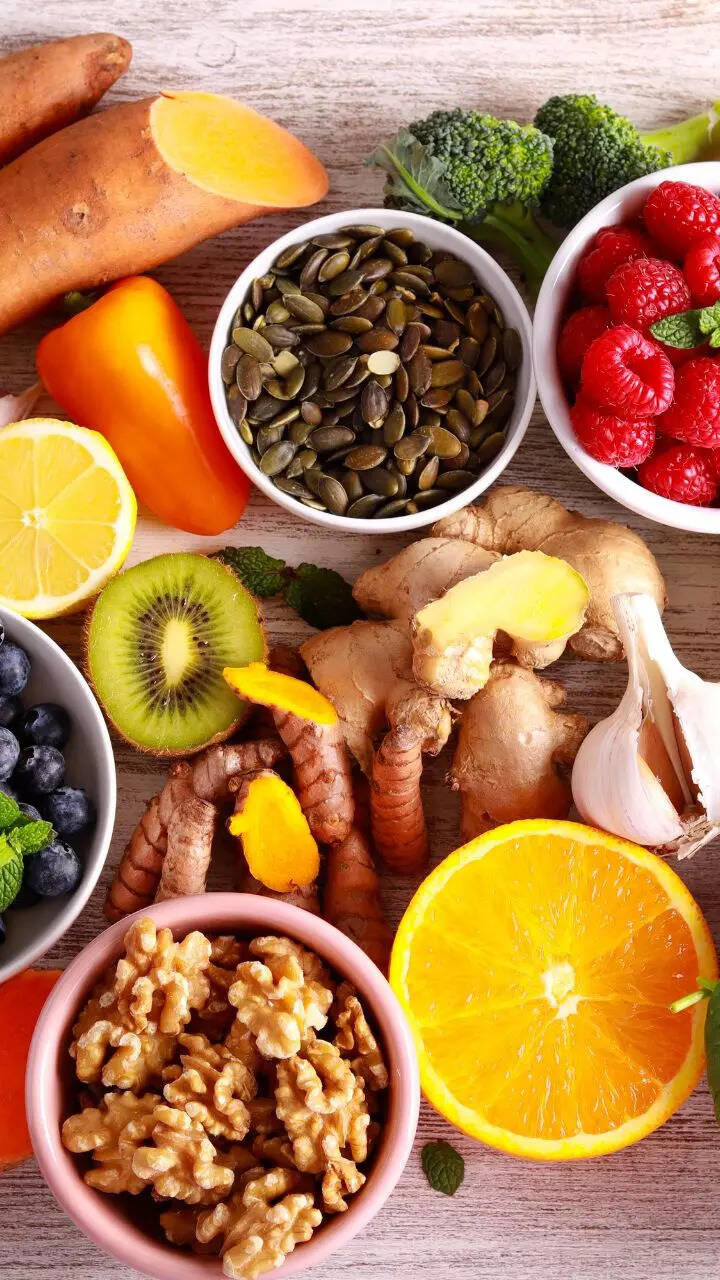 7 superfoods experts swear by to keep colds and flu away this winter