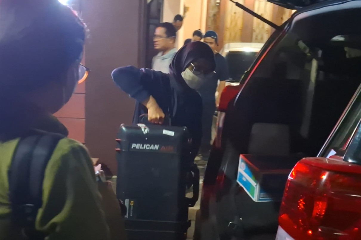 KPK Geledah Rumah Sekda Ponorogo, Diduga Sita Dokumen Penjualan Tanah