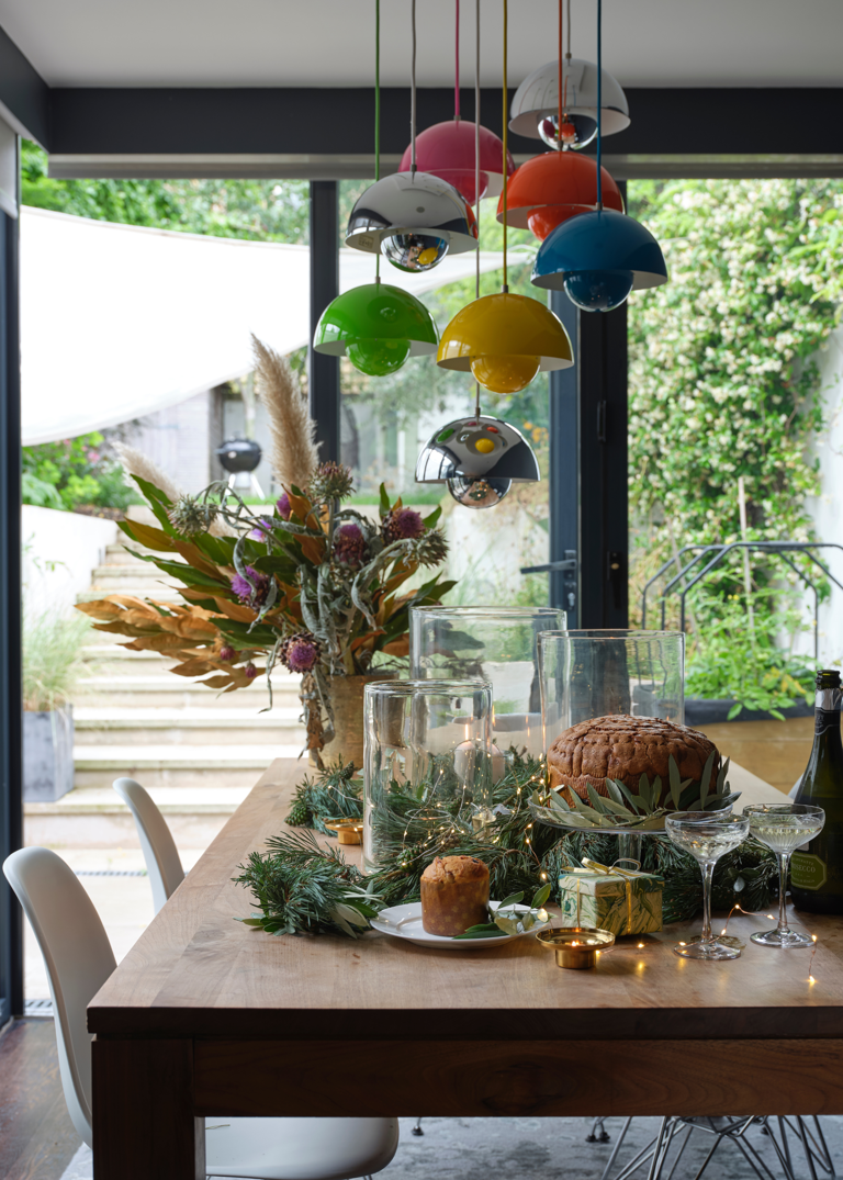 This Is How to Decorate Your Christmas Table Like a Pro — 16 Ideas From ...