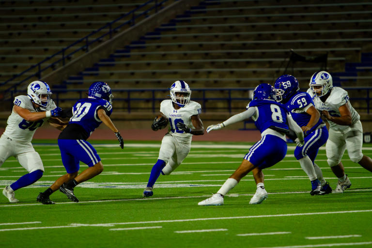Lampasas takes down San Angelo Lake View in bi-district game, ending ...
