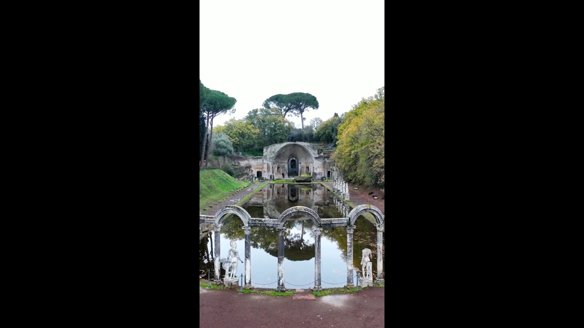 La villa d'Hadrien : vue aérienne de la splendeur historique de la Rome ...