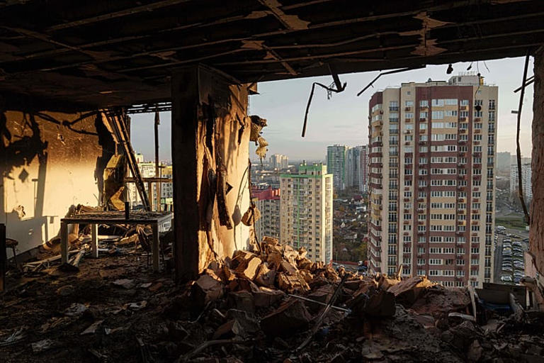 At least six killed in 'deliberate' Russian attack on Ukrainian capital ...