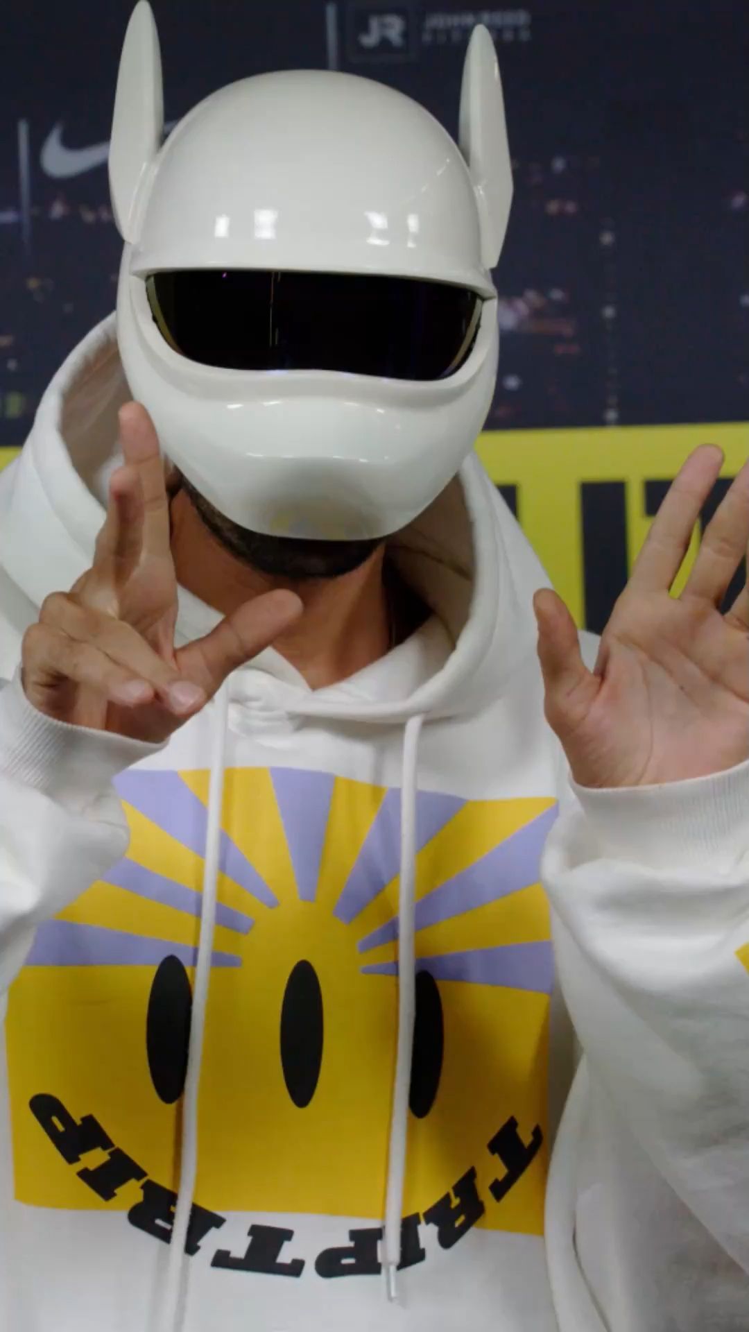 Cro | Die Karriere des Rappers mit der Panda-Maske