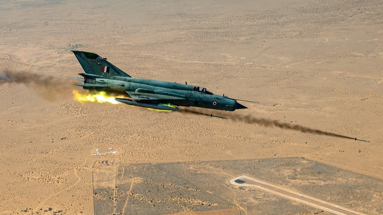 Air Force jet crashes near Tambaram in Chennai, pilot ejects safely