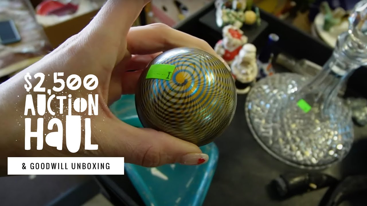 Auction HAUL and GOODWILL Unboxing | Ebay Reselling | Crazy Lamp Lady