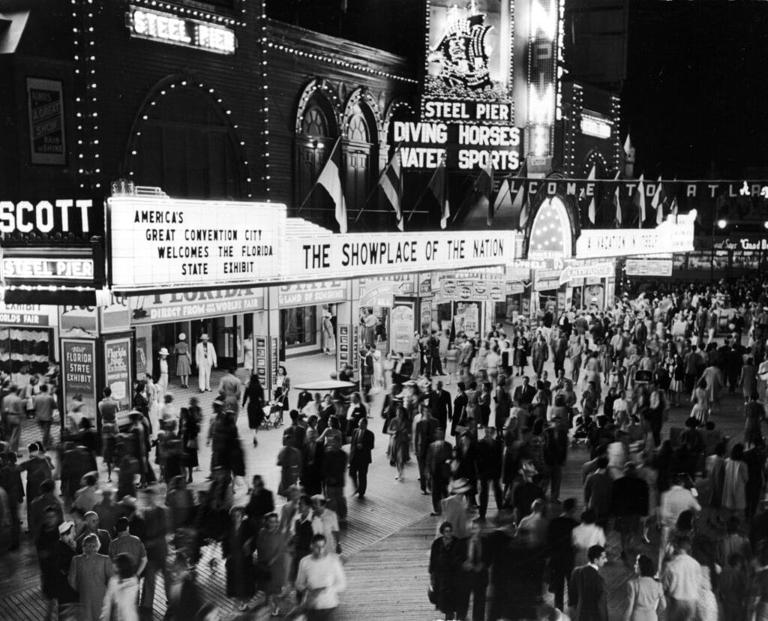 27 Photos Showing Atlantic City in Its Golden Days