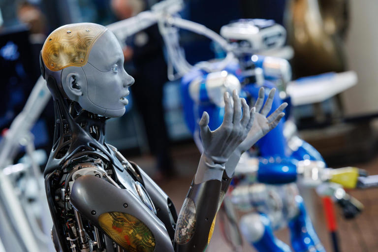 Iron e Optimus insieme? Musk guarda alla Cina, la grande alleanza per i ...