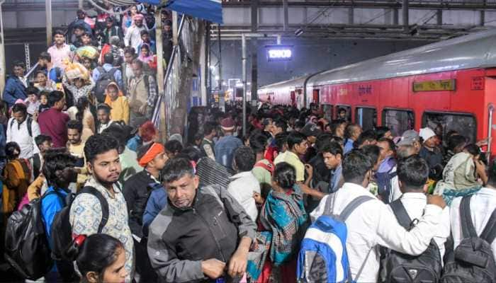 Lower Berth Mystery Solved: TTE Explains Railway's Strict '2-Passenger ...
