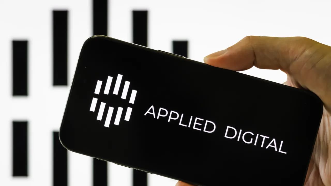 Applied Digital Stock Heads For Worst Week In Nearly 2 Years Amid ...
