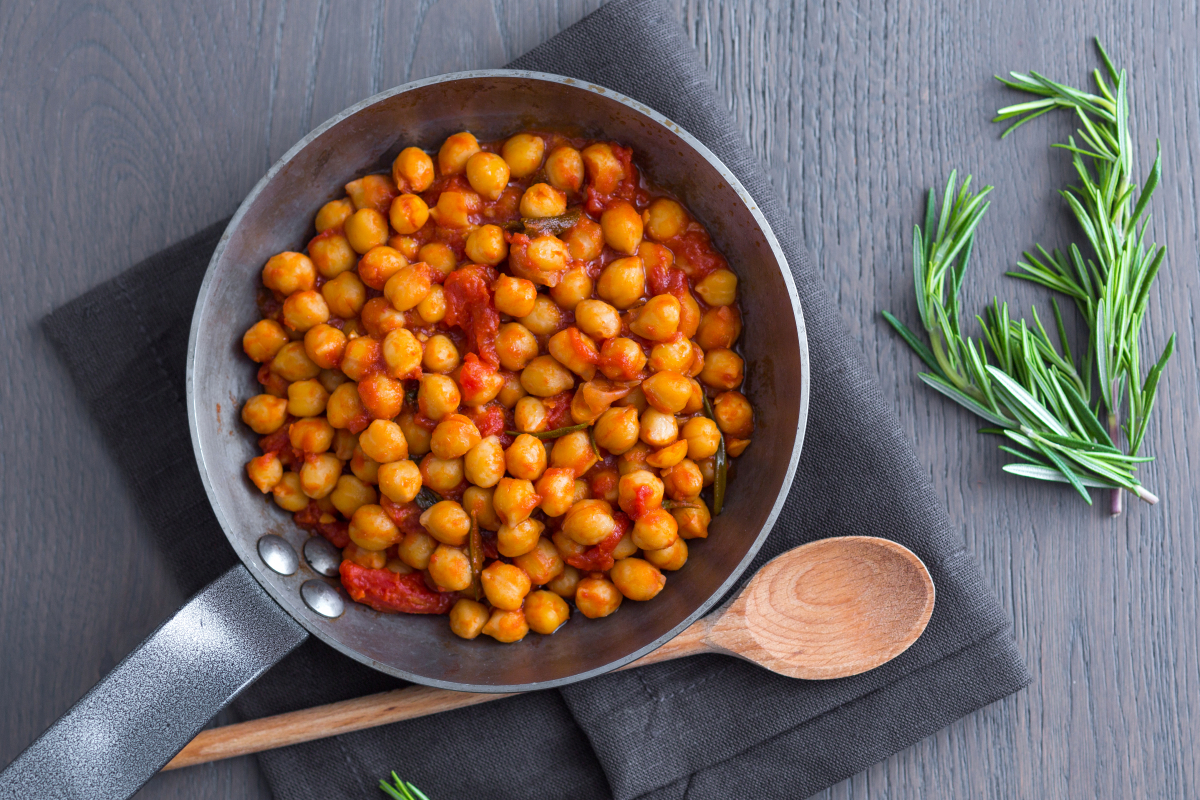 Chickpeas with Tomato