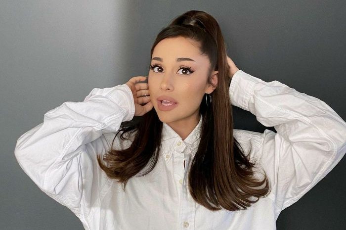 Kronologi Ariana Grande Diserang Pria di Premiere Film Wicked for Good ...