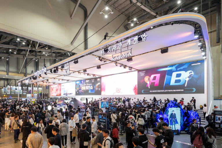 Swanky new NYC grocer facing death threats over insane prices — but has ...