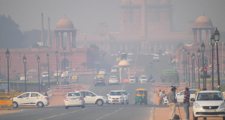 After 3 Days of Toxic Smog, Delhi’s AQI Improves — Falls 1 Point Below ...