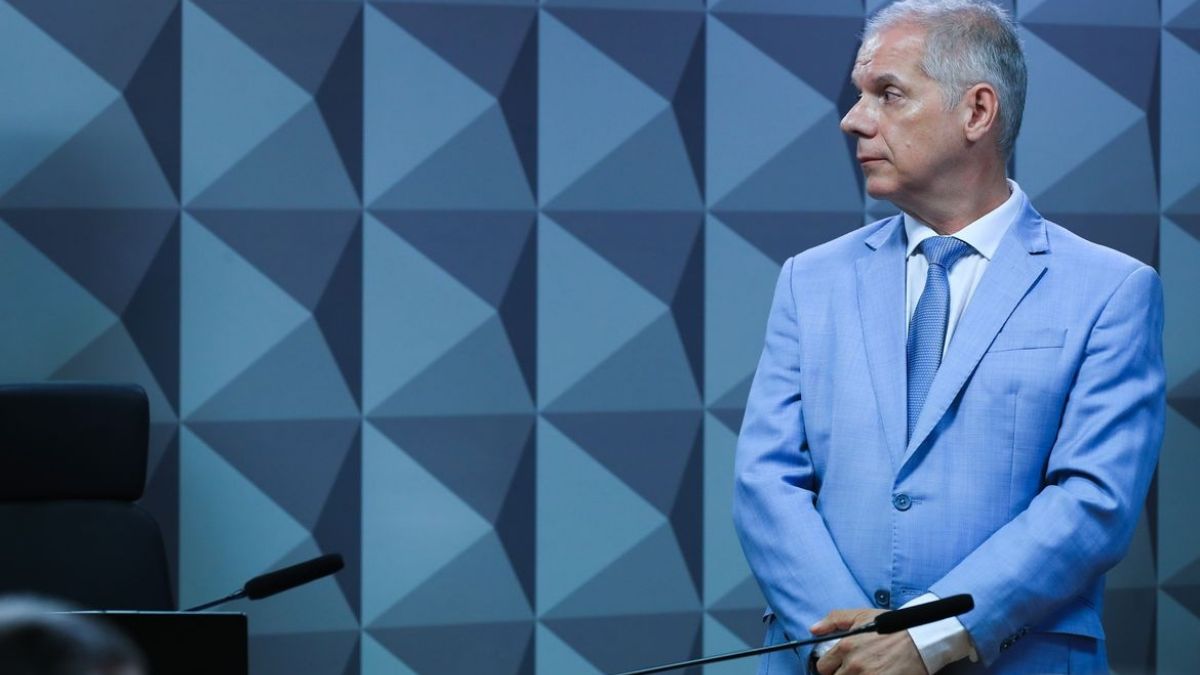 Ex-presidente do INSS recebia R$ 250 mil mensais de propina, diz PF