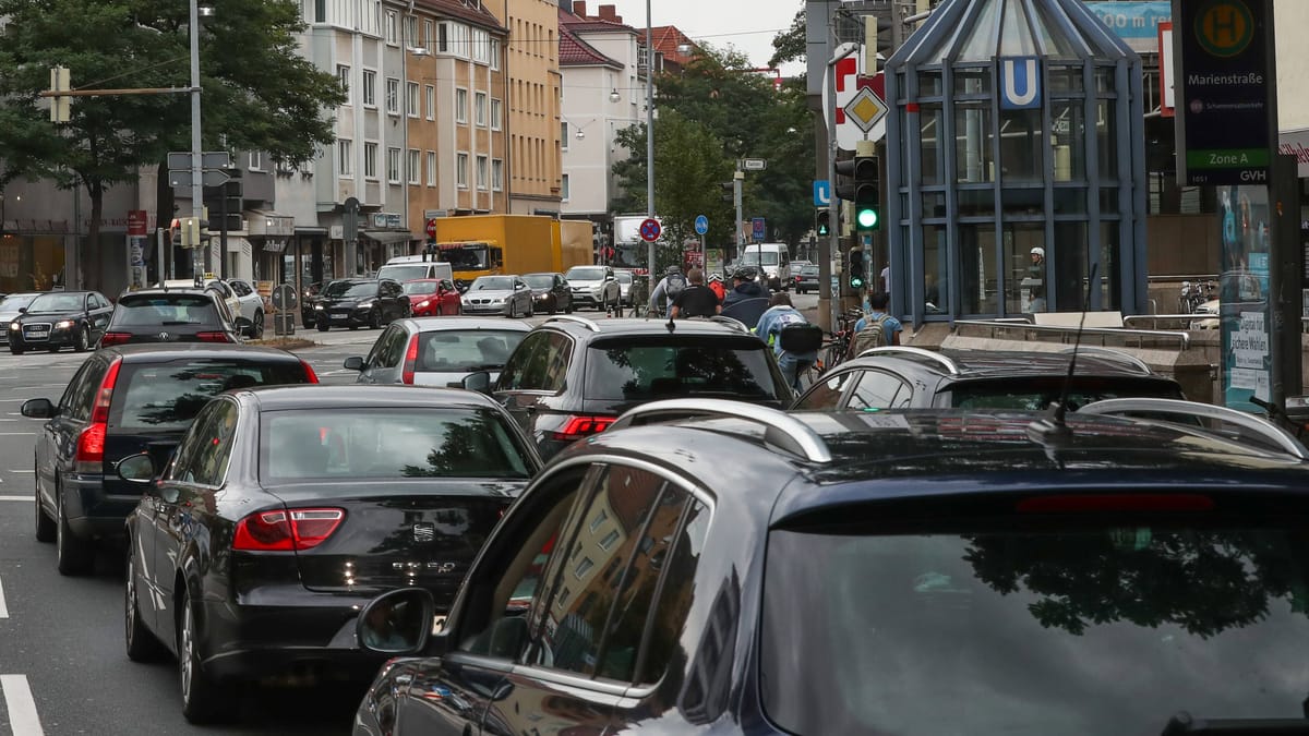 Hannover bremst zentrale Straßen auf Tempo 30