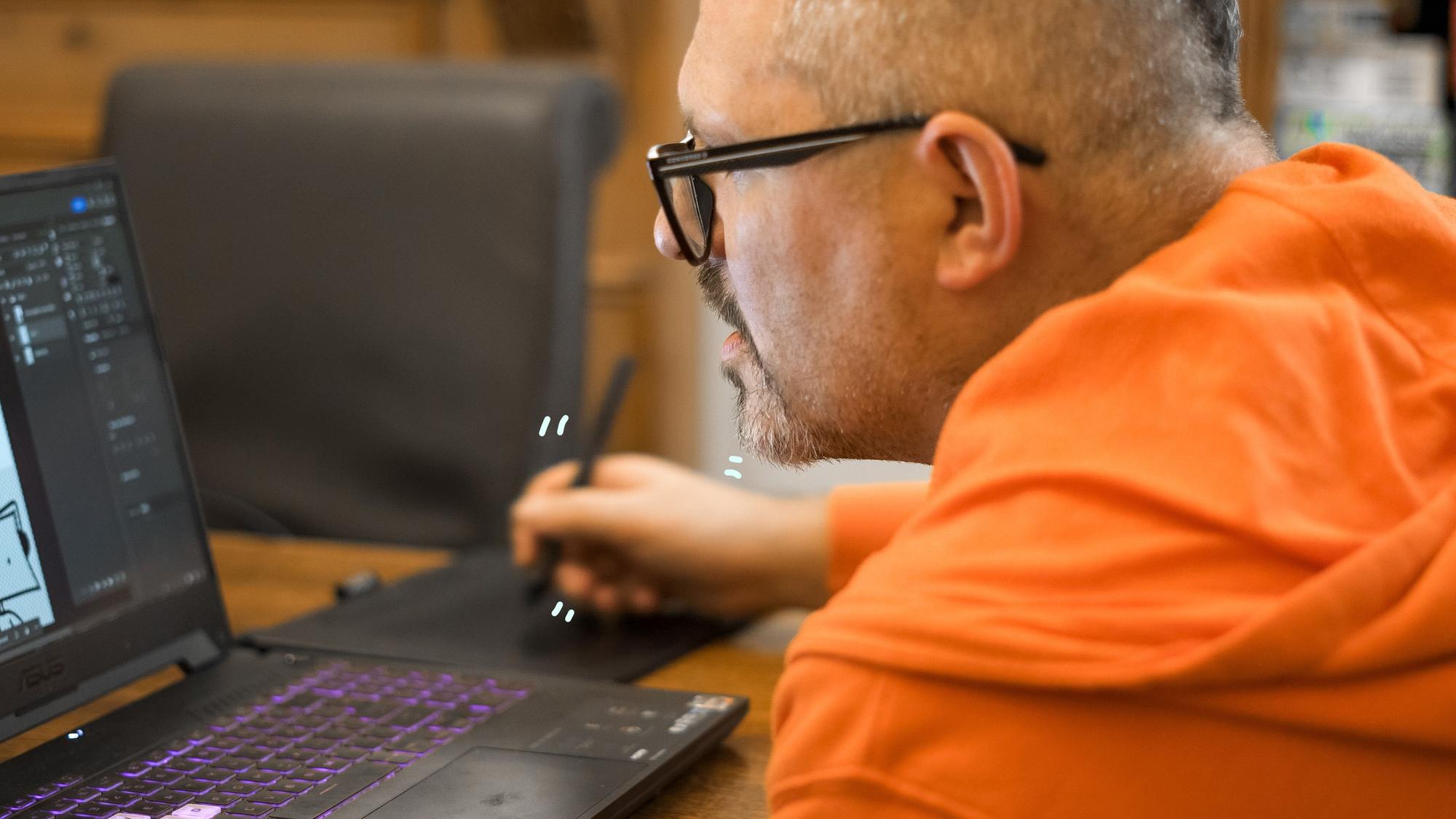 Colour-blind illustrator with Aphantasia helps deliver another 35,000 ...