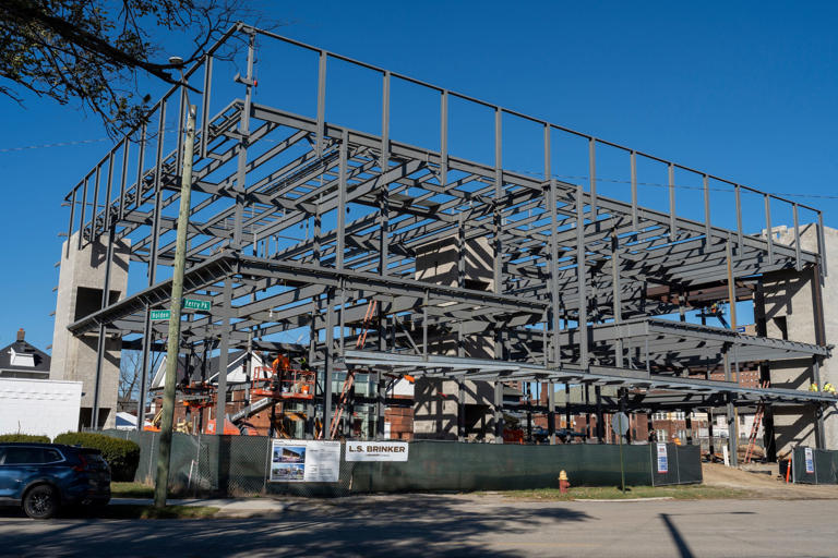 Motown Museum expansion: Beam lifted into place to complete building's ...