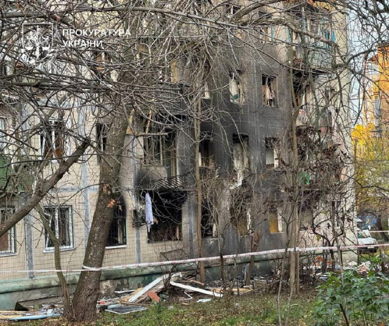 Five people killed and 34 injured in Russian strike on Kyiv – photos