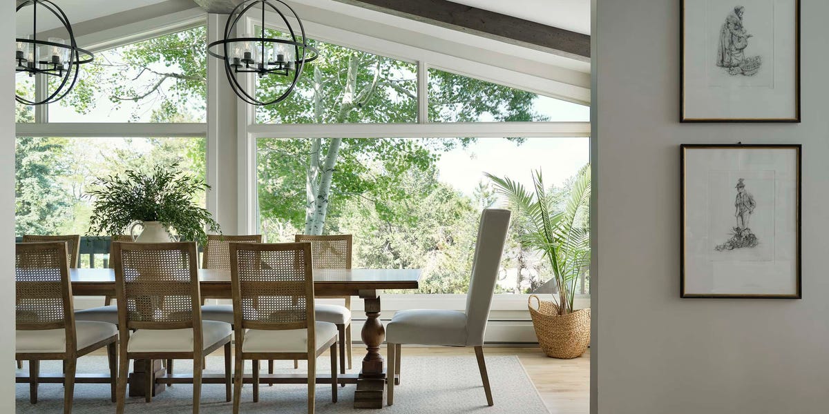 Designers Cracked the Code on the Perfect Dining Room Seating Arrangement