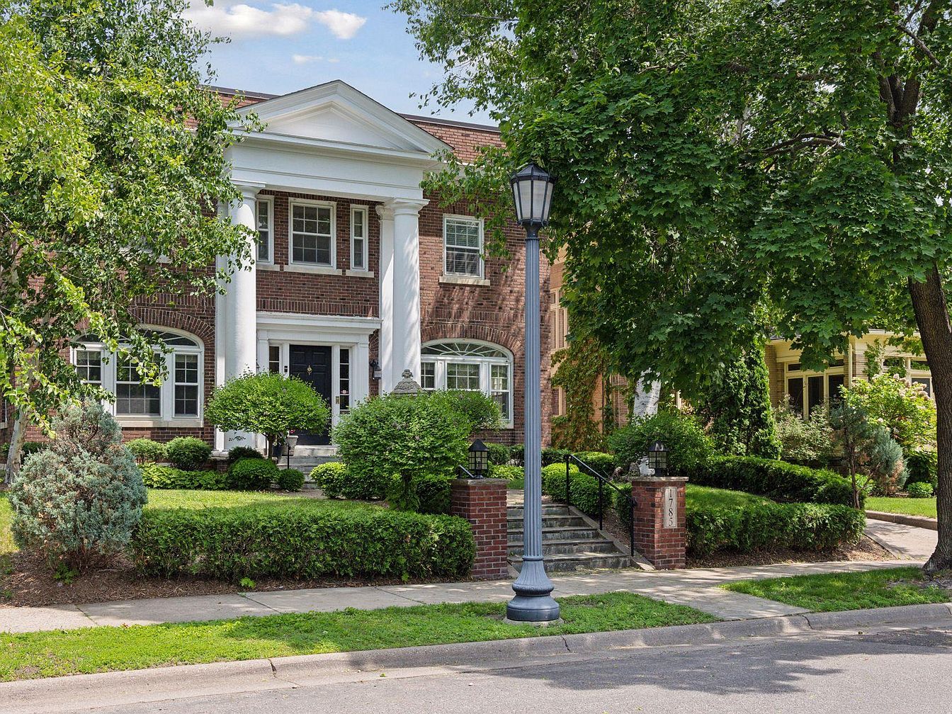 1920 Georgian Colonial Duplex in Minneapolis, Minnesota, With Brick ...