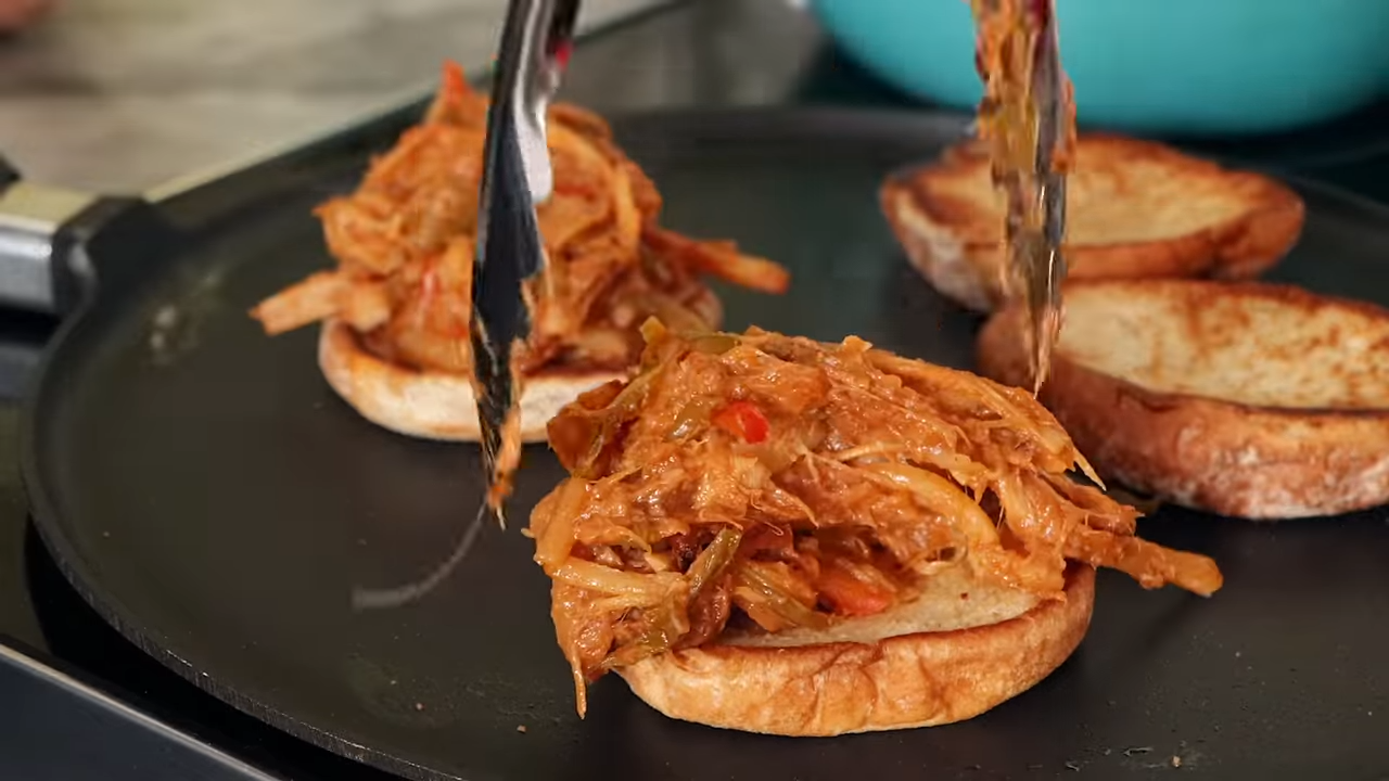 I made meat from palm trees it actually works!
